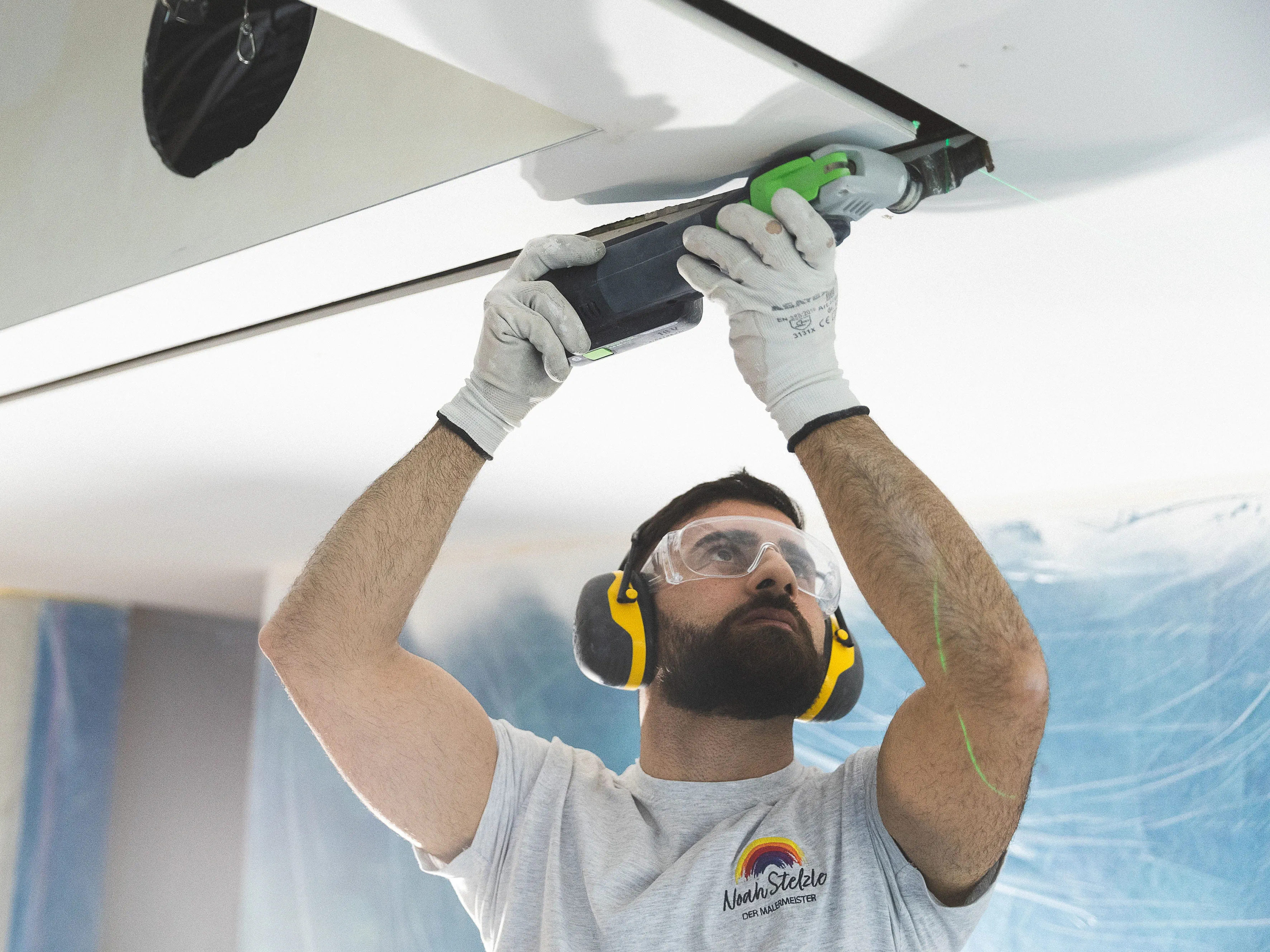 Profile elements for LED light bands – professionally installed ...